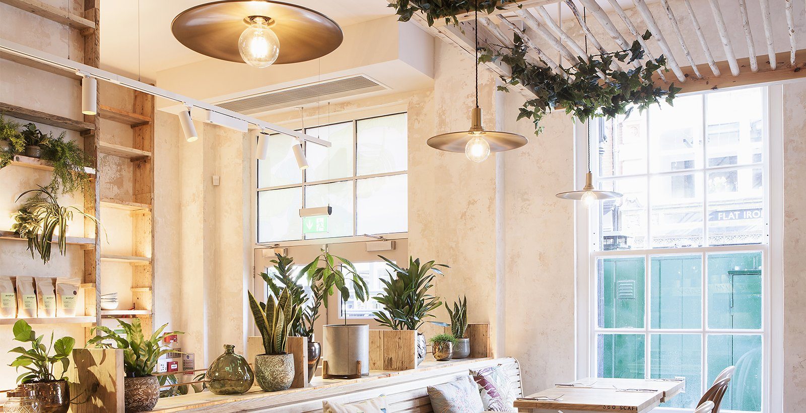 10 Hottest Spring Interior Design Trends To Follow - Industville